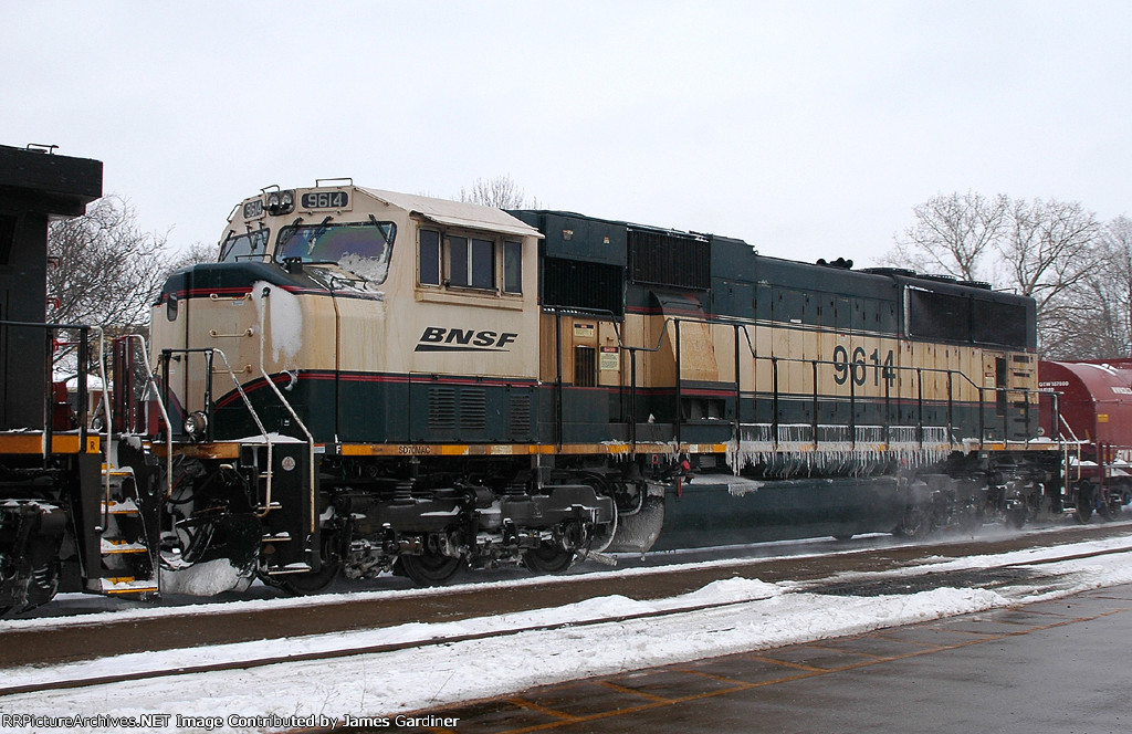 BNSF 9614